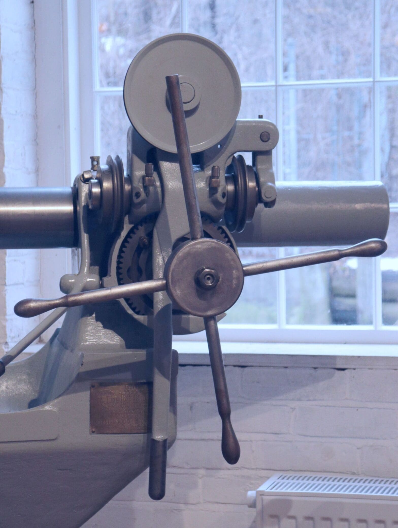 Machine of the Month: Bryant Chucking Grinder Model 10 A – APM